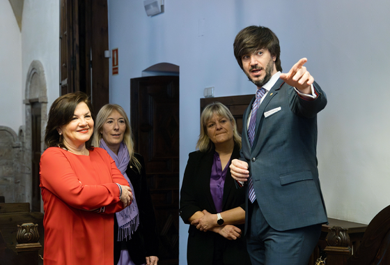 The Secretary General of the Assembly presents the experience of the ...